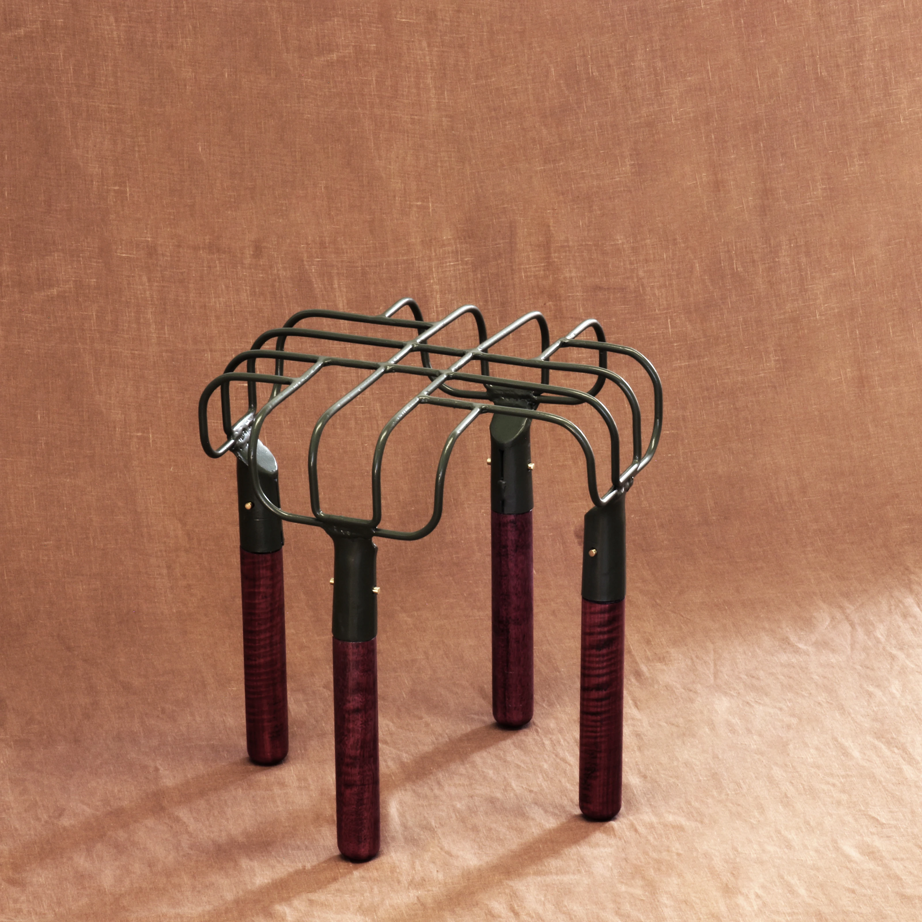 Banco Forcado | Boobam