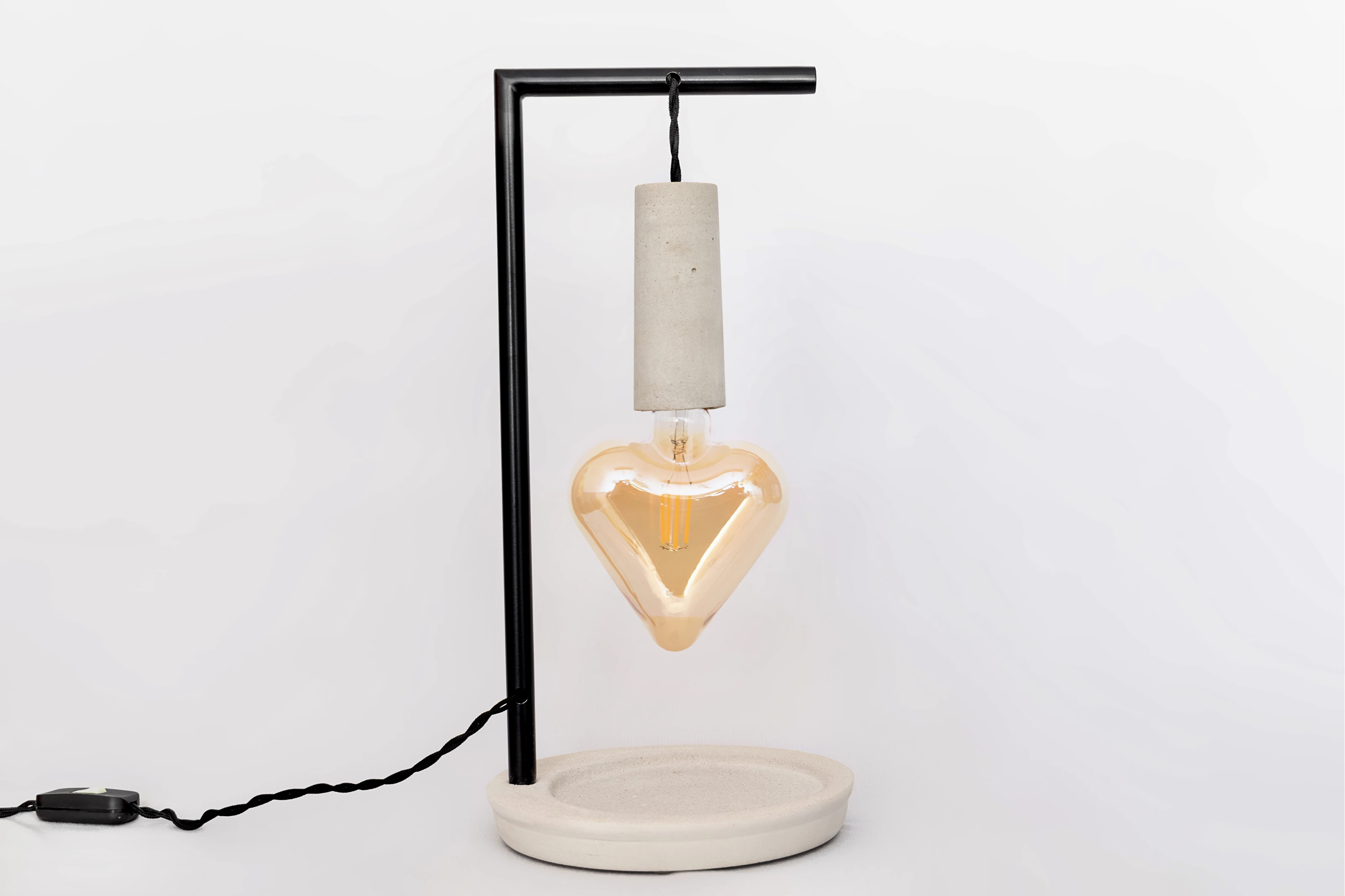 Luminária Amor Concreto | Boobam