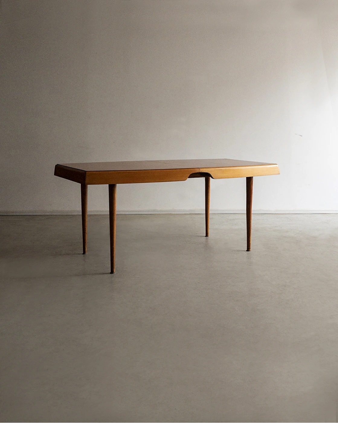 Mesa de Jantar Extensível – Forma (1960’s) | Boobam